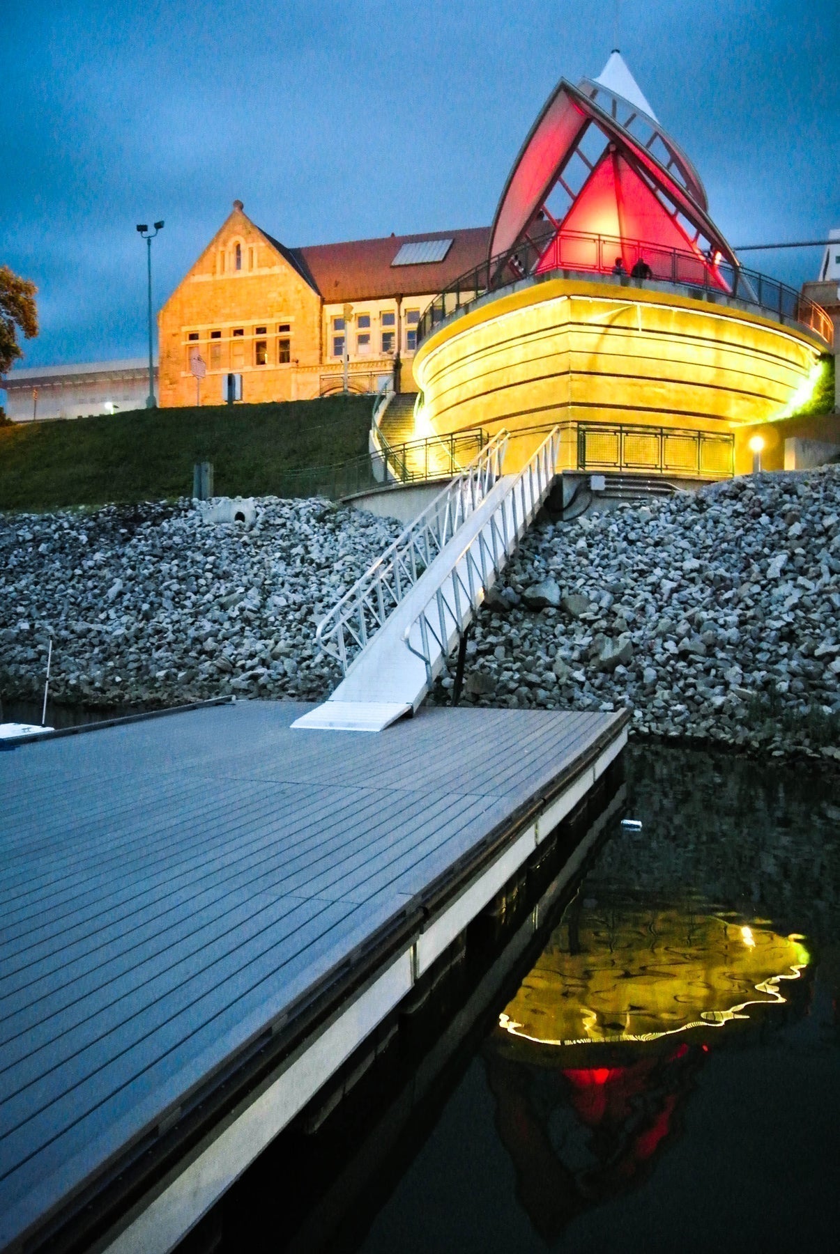 RPF Structural Frame & Decking – American Muscle Docks