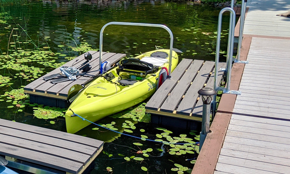 3 Safe Ways To Successfully Launch Your Kayak – American Muscle Docks